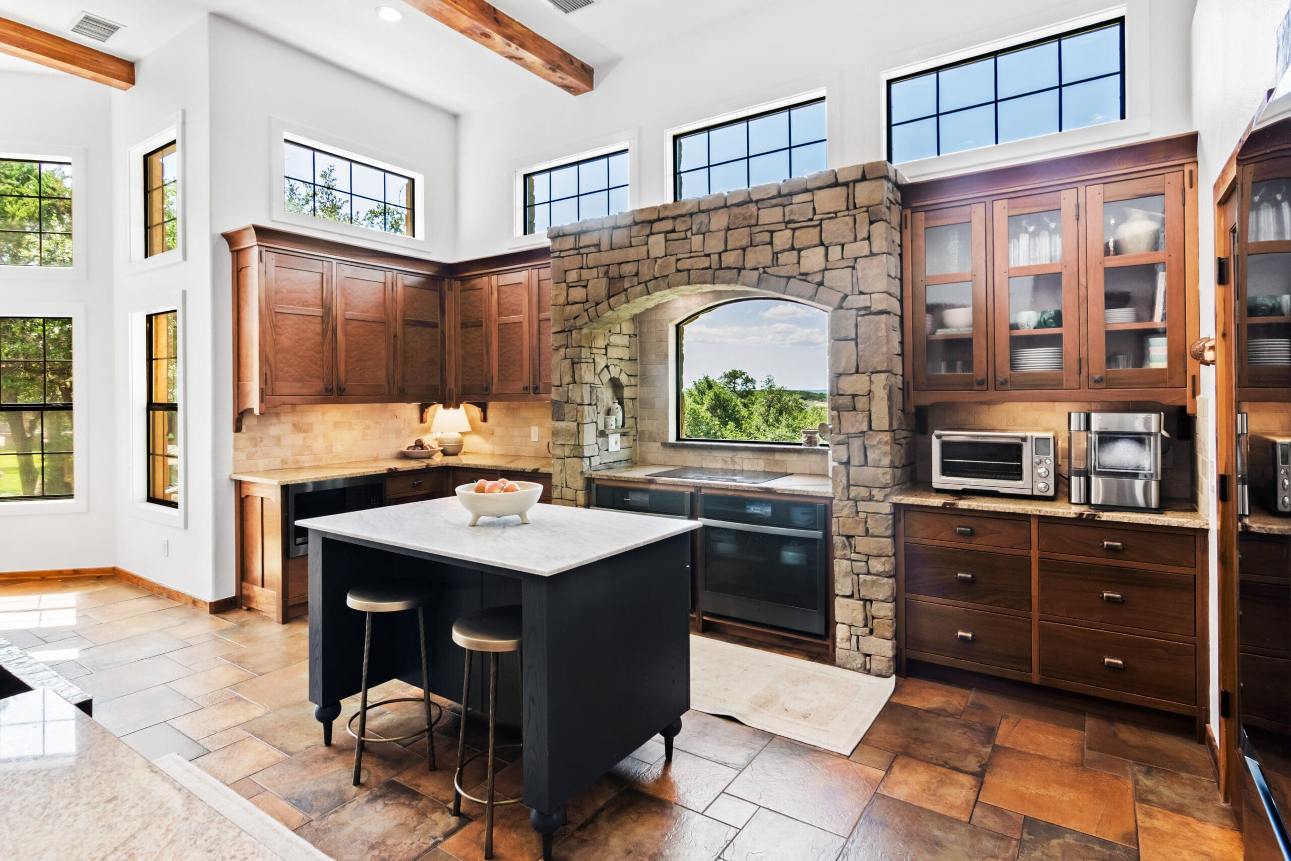 Top Kitchen Trends in High-End Homes Right Now | Ridge Rock Builders